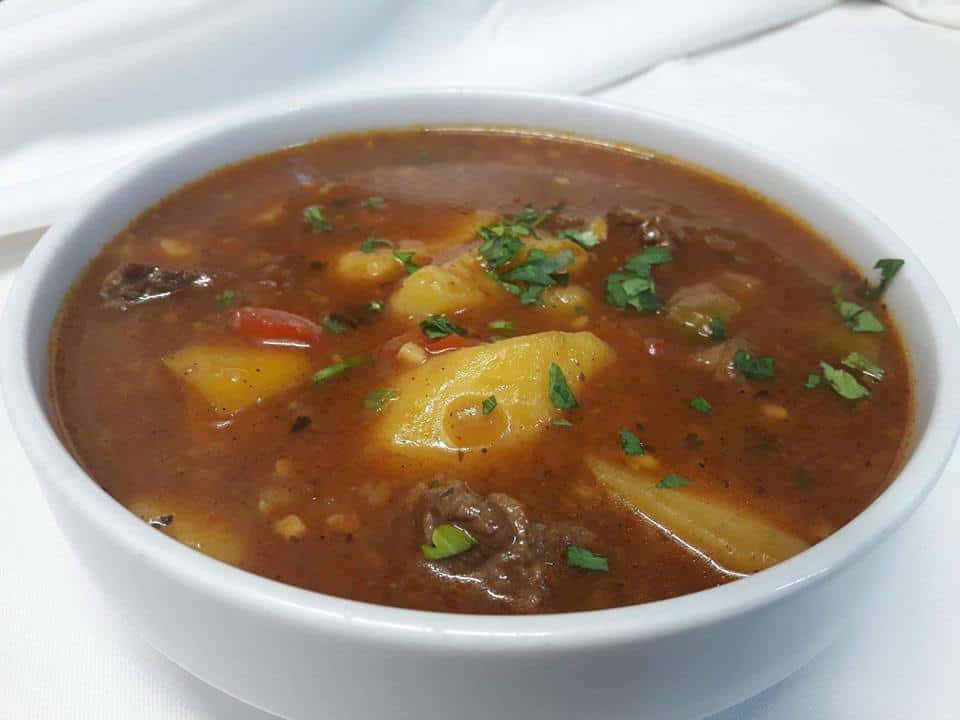 Ciganski golaž - Gostilna in pizzerija Julči